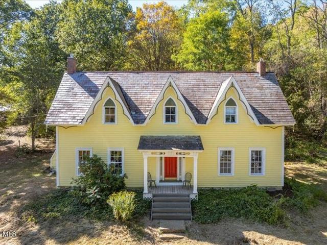 763 Turnpike Rd, Eagle Bridge, NY 12057