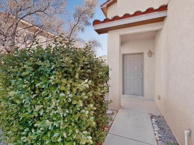 7644 Calle Comodo NE