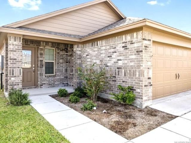 7645 Rustler Ln, Corpus Christi, TX 78414