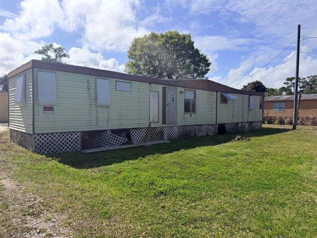 7645 th St, Sebastian, FL 32958