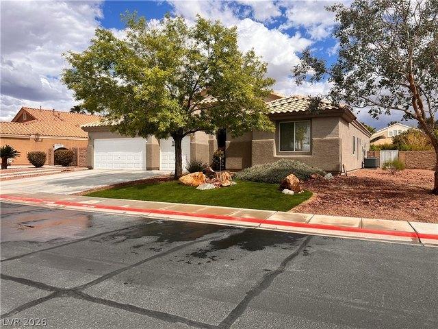 7646 Majestic Springs Dr, Las Vegas, NV 89131