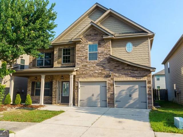 7646 Crawford Ct, Fairburn, GA 30213