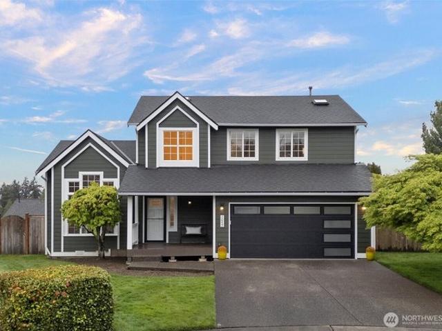 7649 68th St NE, Marysville, WA 98270