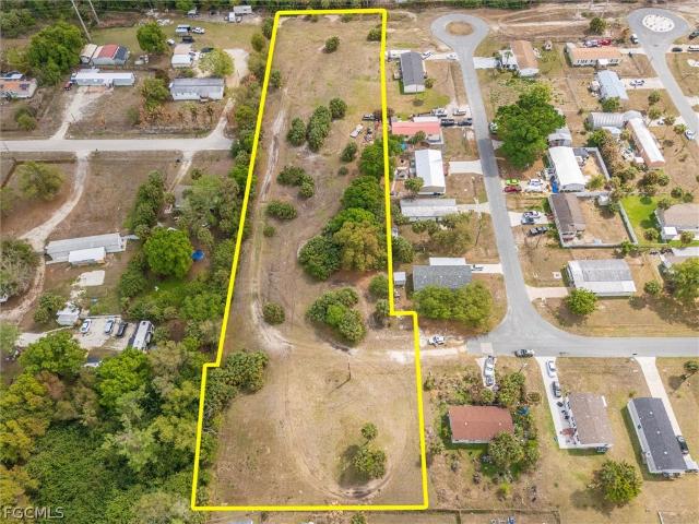 7640 Morgan Jones Dr, North Fort Myers, FL 33917 | MLS #2026012