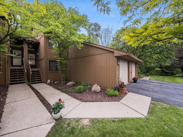 7643 Cottonwood Lane