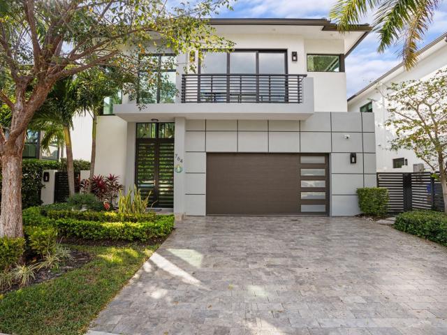 764 Lake Trail, Delray Beach, FL