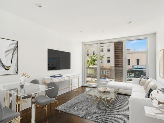 764 Metropolitan Ave Unit 2A, Brooklyn, NY 11211