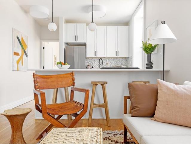 764 Saint Johns Pl Apt 4B, Brooklyn, NY 11216
