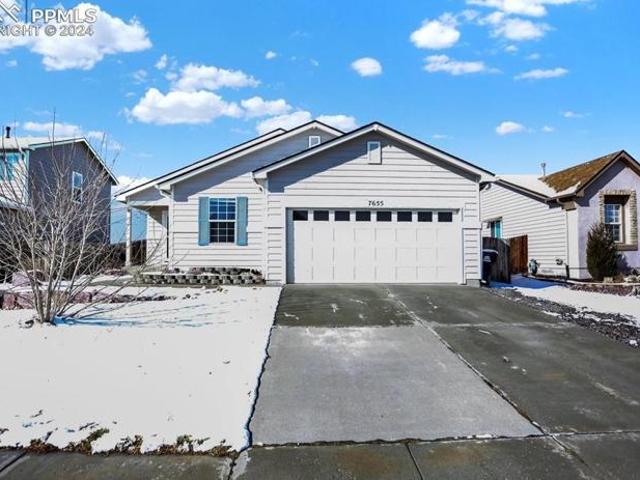 7655 Barn Owl Dr, Fountain, CO 80817