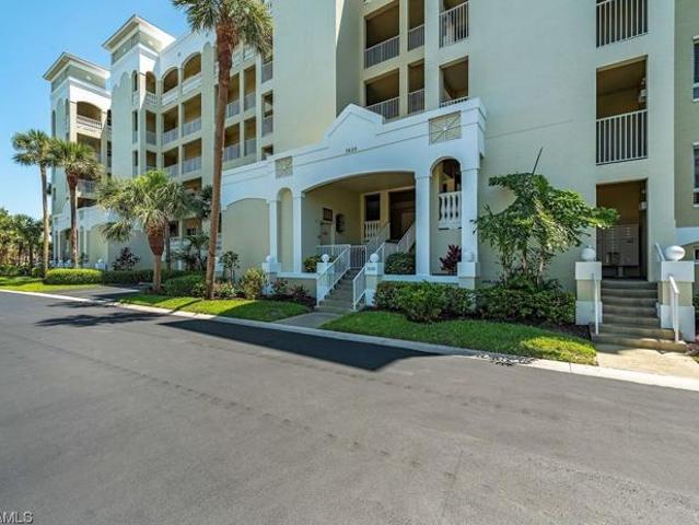 7655 Pebble Creek Cir #304, Naples, FL 34108