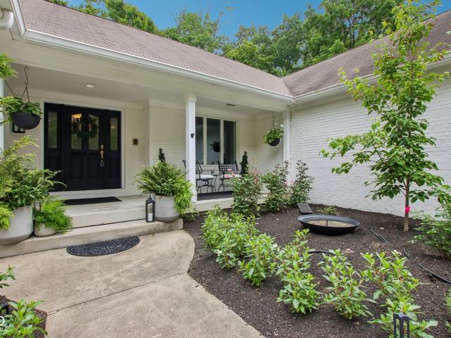 7655 Randue Court