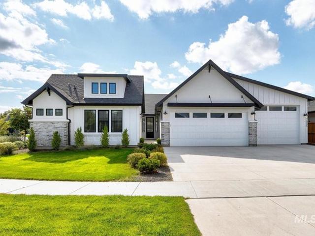7655 W Meltwater Ln, Eagle, ID 83616