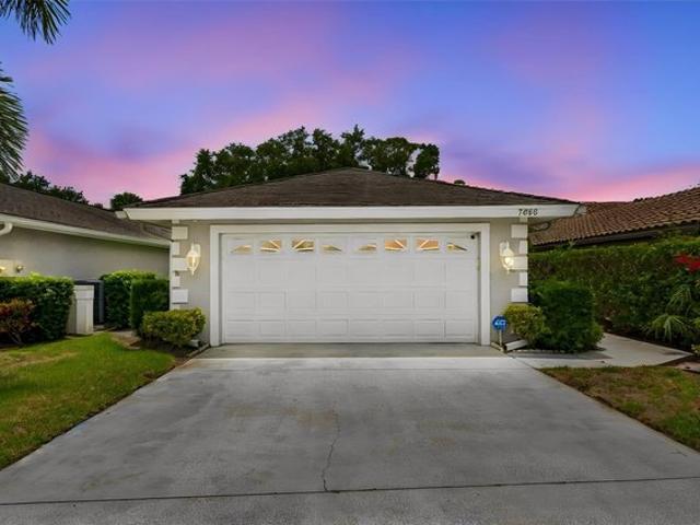 7656 Palm Aire Ln, Sarasota, FL 34243