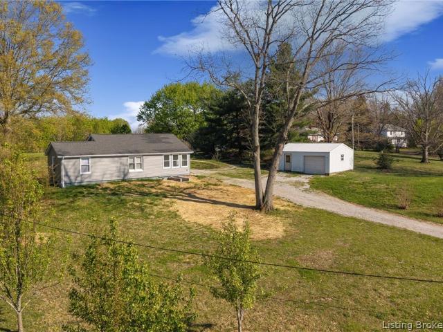 7658 Pekin Road