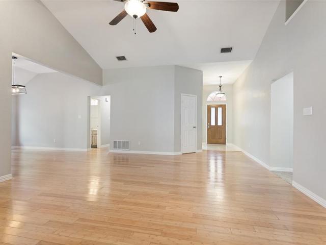 7659 Crosstimbers Lane