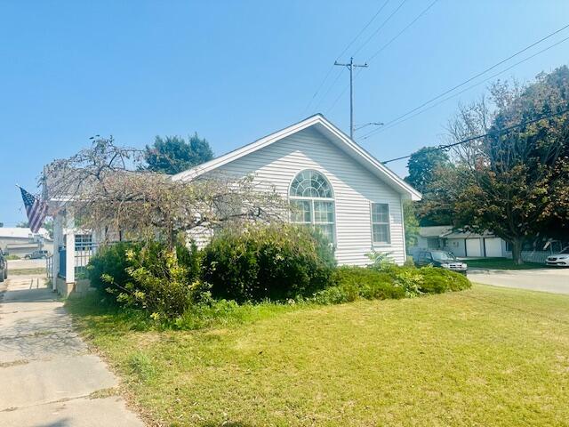 7659 Lake Street