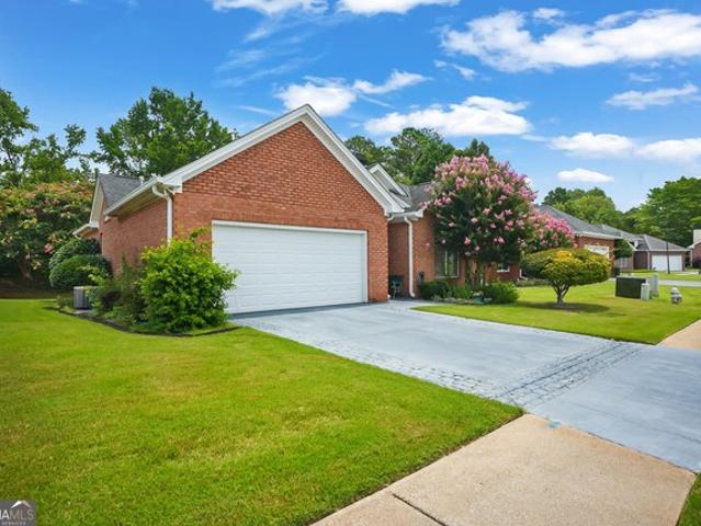 7650 Livingston Dr, Jonesboro, GA 30236