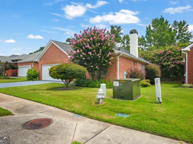 7650 Livingston Drive