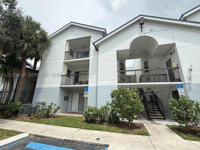 7650 Westwood Dr Apt 504, Tamarac, FL 33321