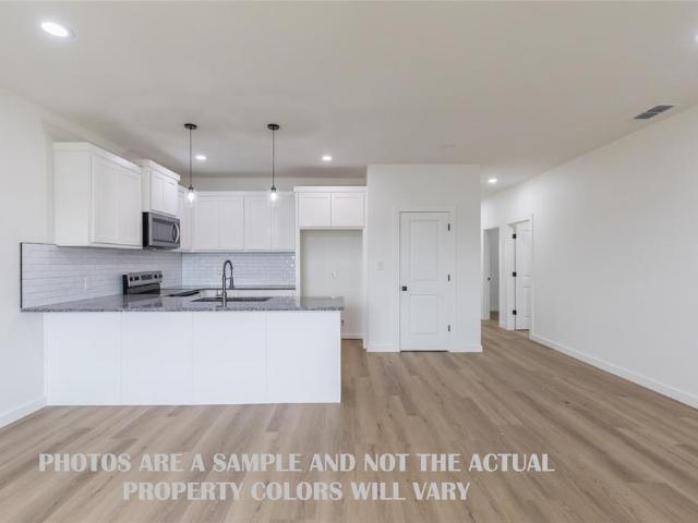 7651 Lake Ridge Parkway
