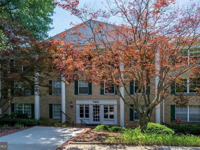 7651 Tremayne Pl Apt 105, McLean, VA 22102