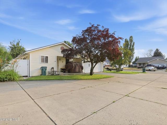 7652 N Heartland Dr, Coeur d'Alene, ID 83815