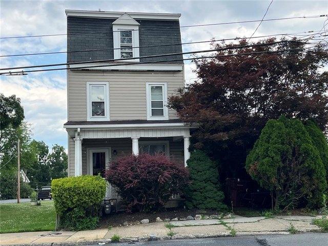 765 3rd St, Whitehall, PA 18052