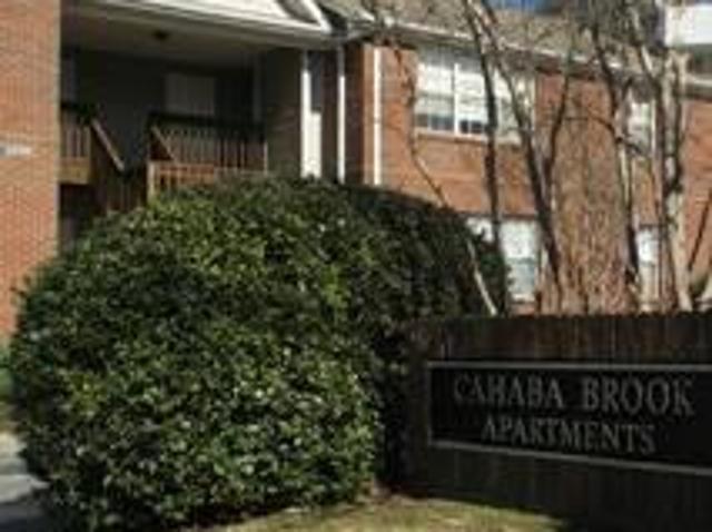 $765 / 2br Located in Vestavia you'll love the Cahaba Brook