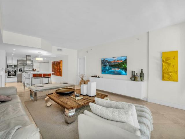 765 Crandon Blvd Unit 109 Key Biscayne, US, FL