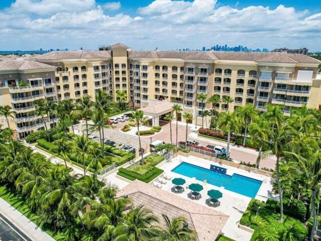 765 Crandon Blvd #111, Key Biscayne, FL 33149