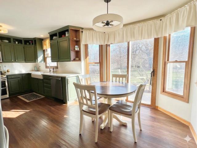 765 Anne St, Woodstock, IL