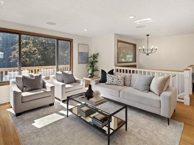 765 foothill dr