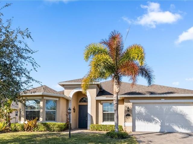 765 Fortunella Cir SW, Vero Beach, FL 32968