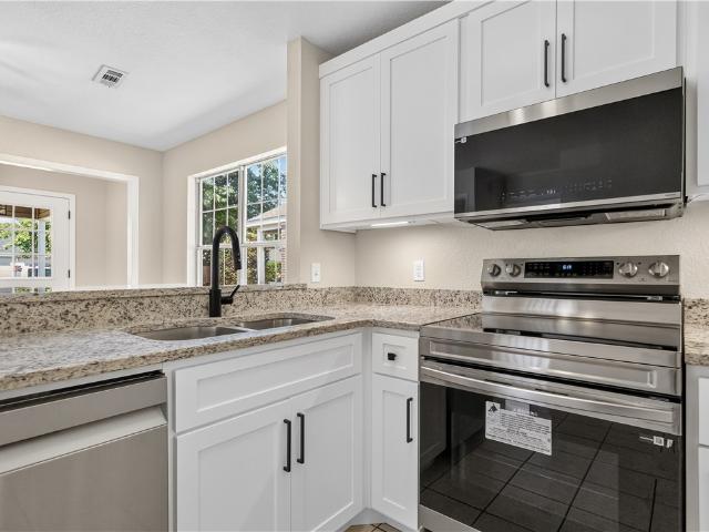 765 Hackberry