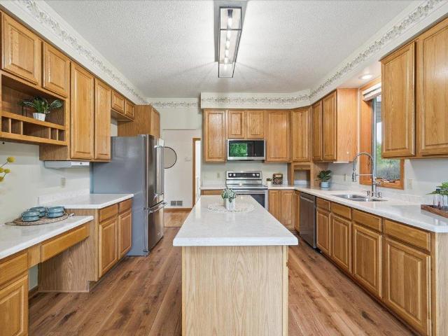 765 Oriole Lane