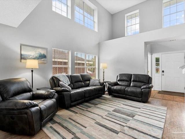 765 Ladner Dr, Pensacola, FL 32505