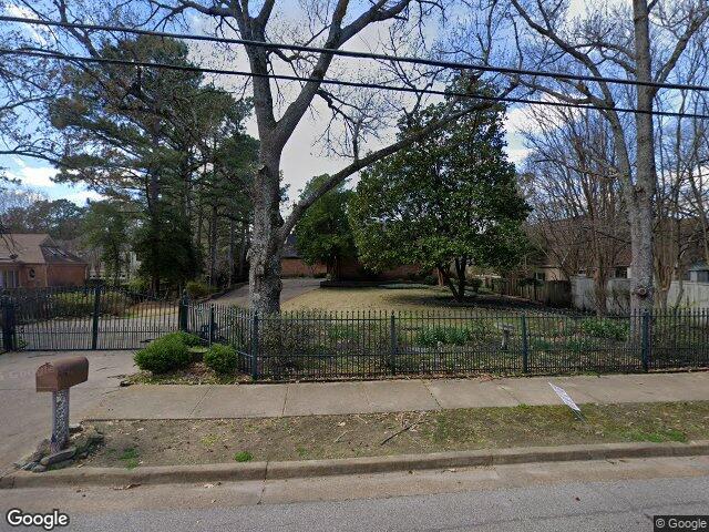 765 Sweetbrier Rd, Memphis, TN 38120