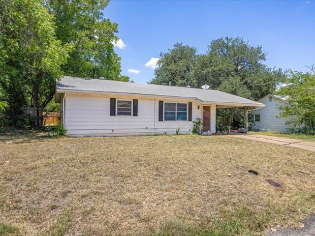 765 W Park St, Stephenville, TX 76401