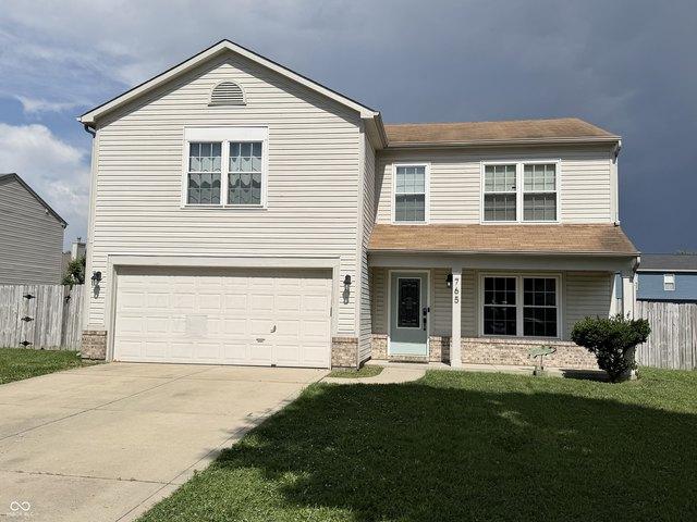 765 Yellowwood Dr, Greenwood, IN 46143