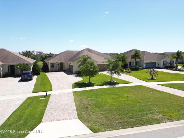 7665 Wyndham Dr, Melbourne, FL 32940 | MLS #1070 | Compass