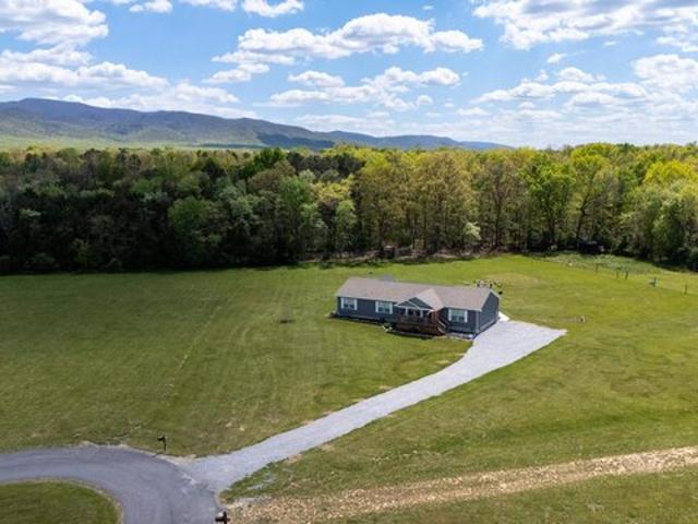 7669 Fife Ln, Port Republic, VA 24471