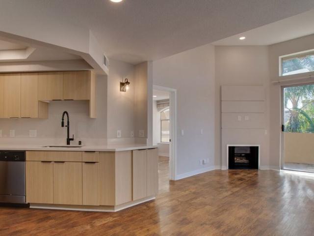 7660 Beverly Boulevard 239