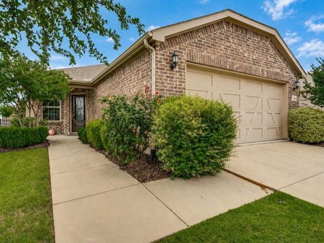 7661 Heritage Dr, Little Elm, TX 76227
