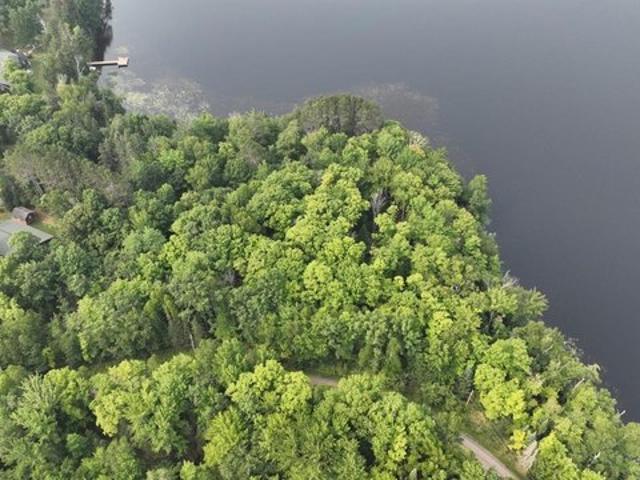 7661 Lone Pine Dr, Presque Isle, WI 54557