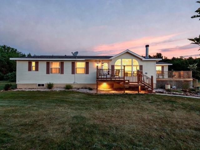 766 14th Ave, Almena, WI 54805