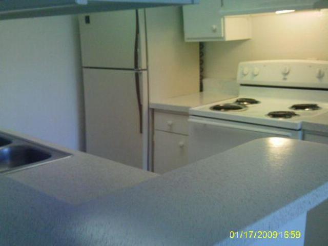 $766 / 2br 1050ft² GIVE YOUR DAD THE GIFT OF SAVINGS! 3101 Spencer Hwy map