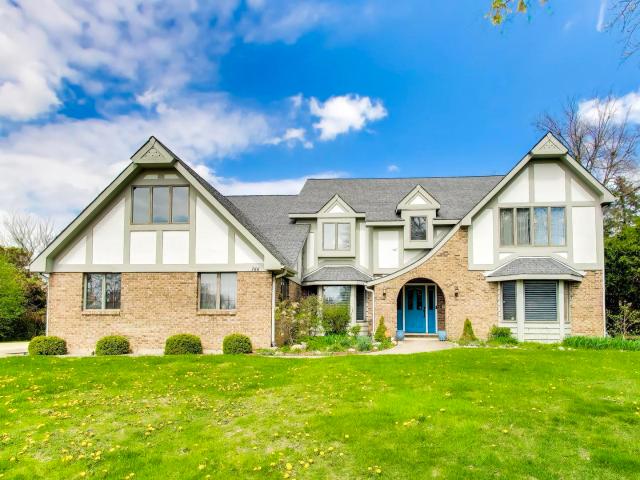 766 Camelot Drive