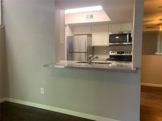 766 Memorial Mews St, Unit B, Houston, TX 77079 | MLS #81204 | Compass
