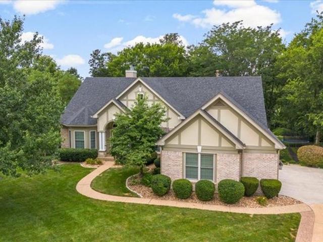 766 Southbrook Forest Ct, Saint Charles, MO 63304