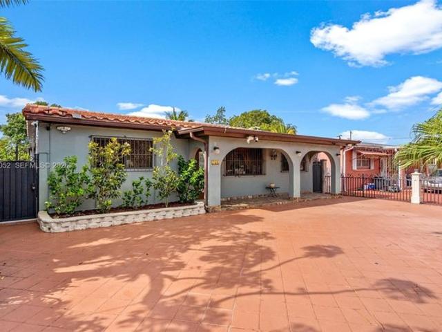 766 W 36th St, Hialeah, FL 33012
